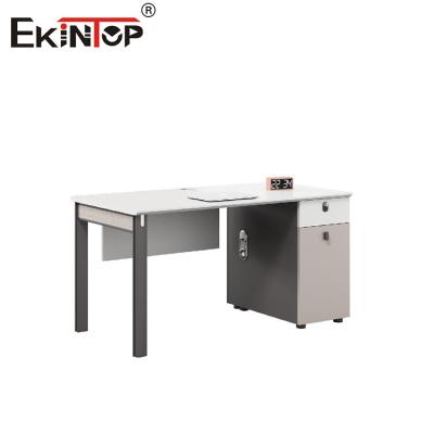 China Discounted Price Commercial-Style Office Workstation With Metal Legs for sale