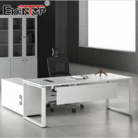 China Manufacturer Executive Office Desks White Modern Style Wooden Materials for sale