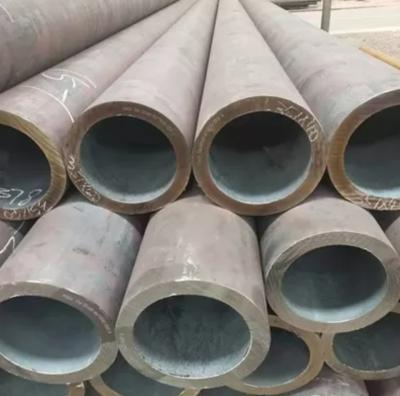China Black Round Carbon Steel Welded Pipe SGCC ASTM A106 A53 Hot Rolling  For Conveying for sale