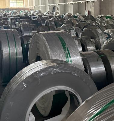 China 510mm 550mm 595mm Corrosion Resistant SS201 Stainless Steel Strip Coil with Customized Width for Kitchen and Construction for sale