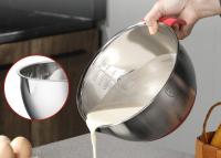 China SS304 Stainless Steel Mixing Bowls With Lids Non Slip Silicone Bottoms Salad for sale