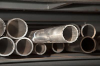 China 6061 6063 T5 Aluminium Alloy Cold Drawn Extrusion 18 Inch Diameter Square Round Aluminum Pipe/Tube for sale