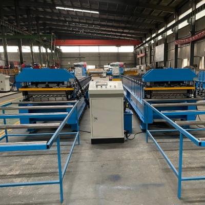 China Colored Galvanized Corrugated Roof Panel Glazed Steel Tile Roll Forming Machine with CE & ISO9001 Certification for sale