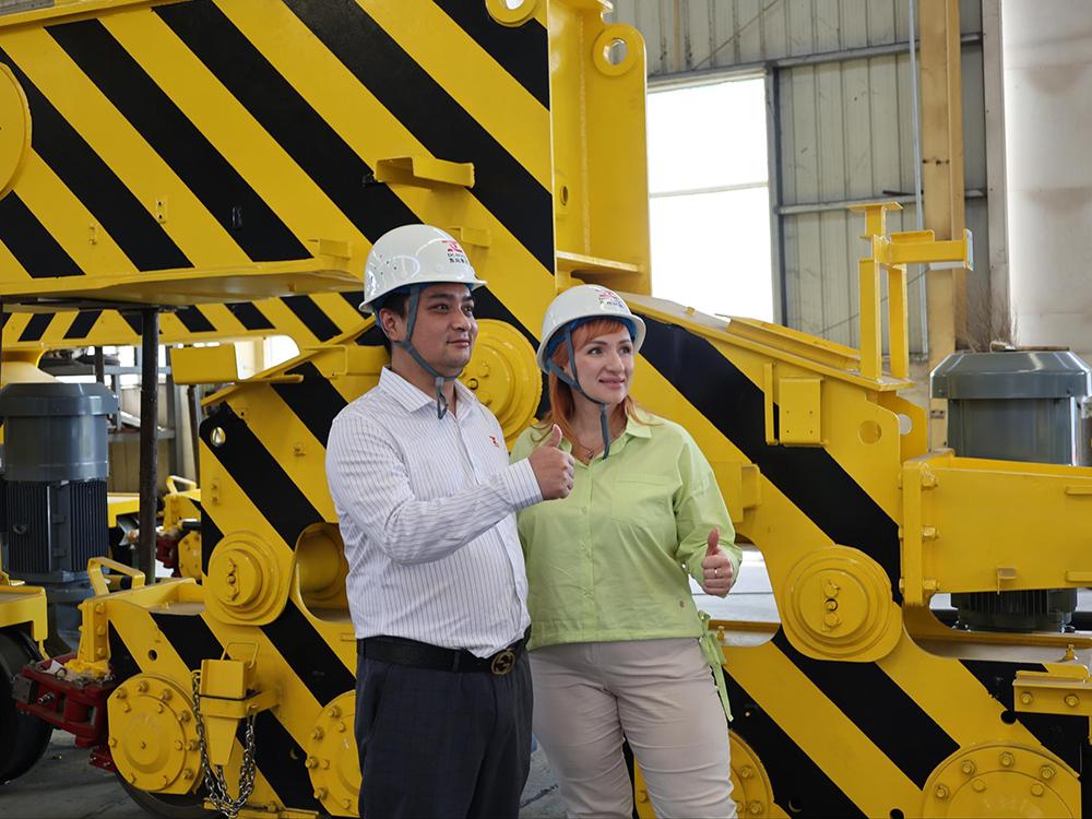 Single beam bridge crane