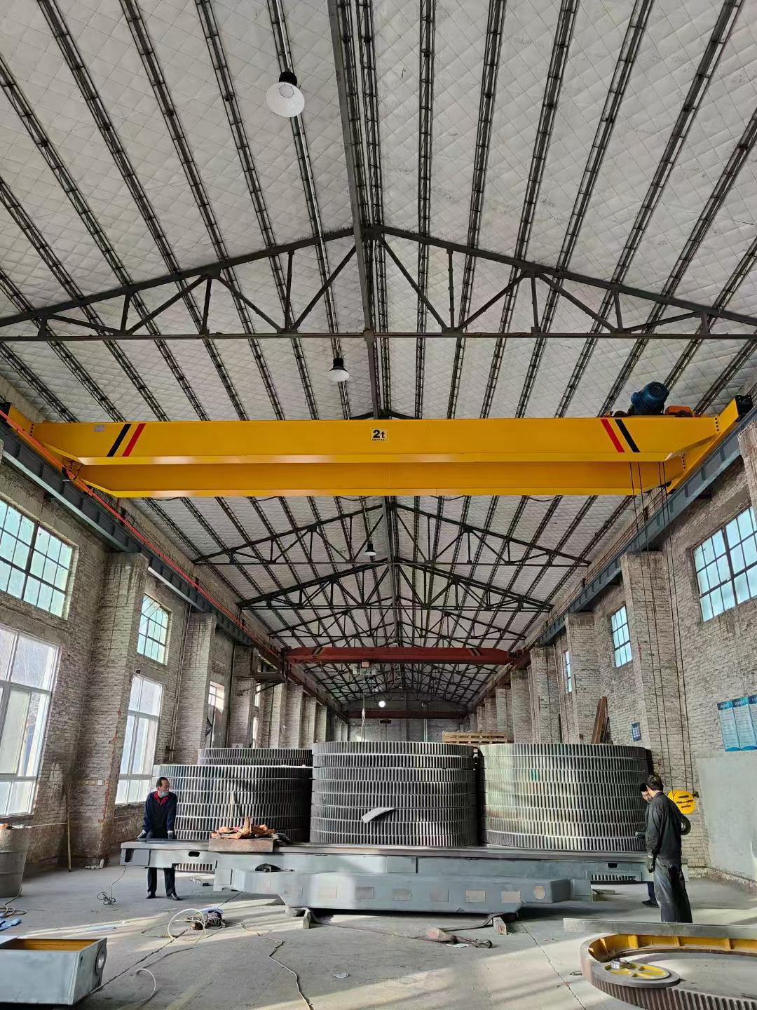 Double-girder electric bridge crane