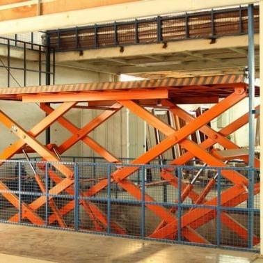 China Heavy Duty Stationary Hydraulic Pallet Lift Table hand control 4kw for sale