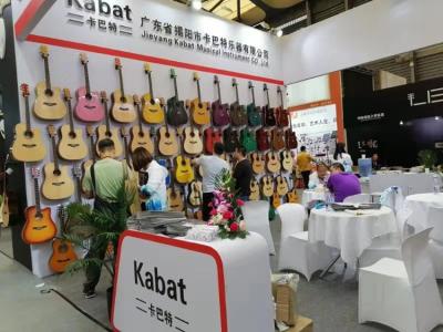 China Guitar G35 40 Inch Spruce Acoustic Guitar Handmade Solid Top 6 Strings Guitar Music Instrument For Beginner Or for sale