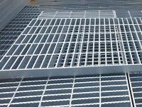 China Lightweight Anti Slip Metal Grating Non Magnetic Impact Resistant for sale