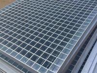 China Anti Slip Aluminum Stainless Steel Grating Fire Resistant Maintenance Free for sale