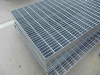 China Anti Slip Aluminum Stainless Steel Grating Fire Resistant Maintenance Free for sale