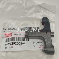 China 8-94392002-4 Isuzu 4HK1 6HK1 Engine Valve Bridge for Hitachi Sany Excavator for sale
