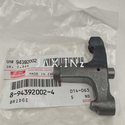 China 8-94392002-4 Isuzu 4HK1 6HK1 Engine Valve Bridge for Hitachi Sany Excavator for sale