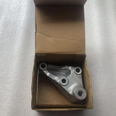 China 8-98117900-0 8-97604177-0 Isuzu 6WG1 Engine Alternator Mounting Bracket for sale