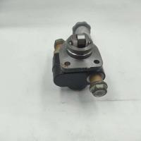 China 105220-5031 Isuzu 6BB1 6BD1 Engine Hand Primer Pump Assembly for sale