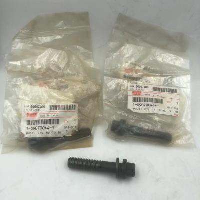 China 1-09070044-1 Isuzu 6SD1 6SA1 Engine Cylinder Head Bolt M14X67 for sale