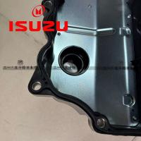 China 8-94394862-1 Isuzu 6HE1 Engine Valve Cover Assembly Cylinder Head Cover for sale