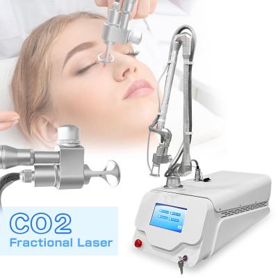 China Portable 10600nm Fractional Co2 Laser System Beauty Machine Fraccionado For Scar And Stretch Mark Removal for sale