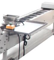 China Easy Setting Automatic Seal Nuts Fastener Plastic Parts Medical Masks Small Bags Packing Machine for sale