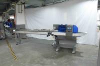 China Fully automatic horizontal wrapping flow pack packing machine ice cream lolly popsicle packaging machine for sale
