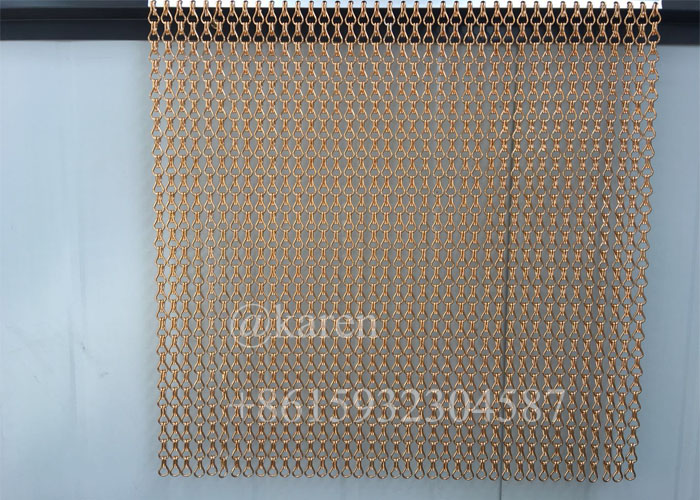 Chain link fly screen/insect killer