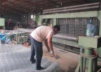 China 1x0.5x1M Foldable Corrosion Resistant High Tensile Strength Gabion Box for Retaining Walls for sale