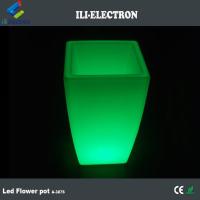 China China Supplier Outdoor LED Illuminated Lighted Square Plant Pot 80000hs Battery Life for sale