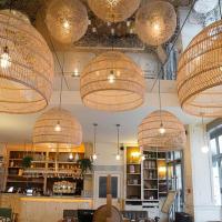 China Modern Round Rattan Hanging Chandelier For Restaurant Indoor Lighting for sale