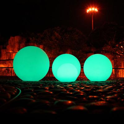 China Outdoor Plastic Waterproof Illuminated LED Ball 20,25,30,35,40,50,60cm for sale