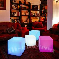 China Outdoor LED Light Cube Stool Colorful Waterproof For Foyer And Patio Decor for sale