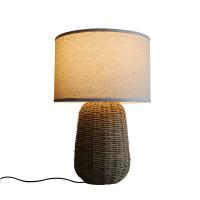 China Customized Modern Hand Woven Natural Rattan table lamp for sale