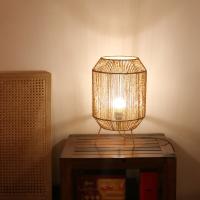 China Vintage Twine Rattan Table Lamp , Handmade Wabi Sabi Table Lamp For Homestay for sale