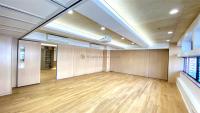 China Modular Folding Office Partitions 2000-6000mm Height with 50dB Soundproofing - Track Mounted Room Dividers for sale