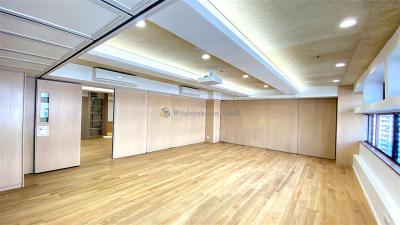 China Modular Folding Office Partitions 2000-6000mm Height with 50dB Soundproofing - Track Mounted Room Dividers for sale