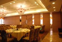 China Manual Operable Partition Wall with Class A Fire Rating - Fabric Surface MDF Board for Conference Rooms & Banquet Halls for sale