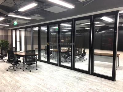 China 10mm Movable Glass Partition Walls with Aluminum Frame - 4m Height Customizable Soundproof Office Dividers for sale