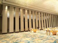 China 100mm Thickness Freestanding Office Partition Panel Modular With Easy Installation for sale