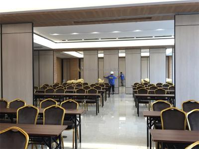 China Acoustic Soundproof Folding Wall 500-1228mm Width with Class A Fire Rating and 2000-6000mm Height Range for sale