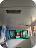 China Shunting Driver Control Panel 1300x810x1200mm Fiberglass Honeycomb Cab for sale