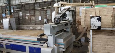 China Sofa CNC Wood Cutting Machine 1300x2500mm Intelligent Control High Precision 30m/min for sale