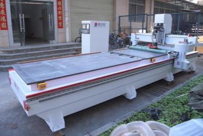 China High Precision Sofa CNC Wood Cutting Machine 1300x2500mm Intelligent Control for sale