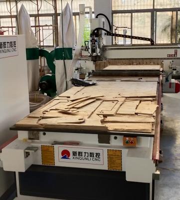 China High Precision Wood Cutting Cnc Router Machine Computer Controlled Smart Motor for sale