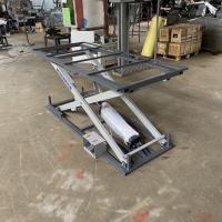 China Pneumatic Lift Table Adjustable Height 500mm Range 125kg Capacity for Assembly Line for sale