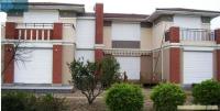 China Vertical 2mm 4500PA Wind Load External Window Shutters for sale