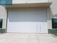 China 0.25m/S 0.45mm Galvanized Steel Industrial Overhead Door for sale