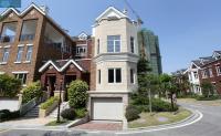 China PU Foaming Insulated Sectional Garage Doors Residential for sale