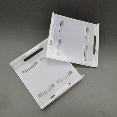 China 4 Inch Push Pull Waffle Tray Packaging Clip - Recyclable ESD Solution with PP Material and 5-8 Day Delivery for sale
