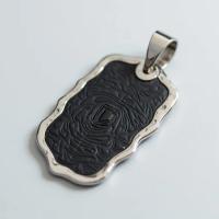 China Tough Style Men's Pendant:Bold metal frame,black core,shows trendy personality. for sale