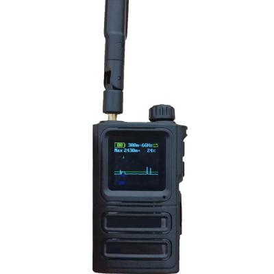 China TTSK003 Handheld Drone Detector 300MHz-6GHz Full Band Coverage with 1-2km Detection Radius and 12-Hour Battery Life for sale