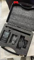 China TTSK003 Handheld Drone Detector 300MHz-6GHz Full Band Coverage with 1-2km Detection Radius and 12-Hour Battery Life for sale