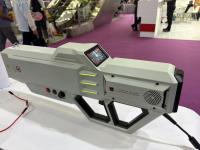 China Wearable UAV Jammer Strike Reconnaissance Equipment 1500m Range 2.5kg for sale